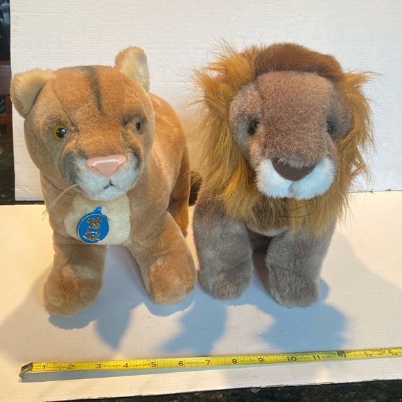 Dakin | Toys | Vintage 986 Dakin Lioness Also A Lion | Poshmark